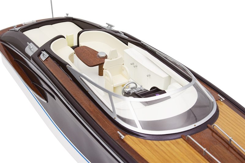 KY Model Revival Luxury boat 1:30 ARTR KYM0060, Model Shop Leeds